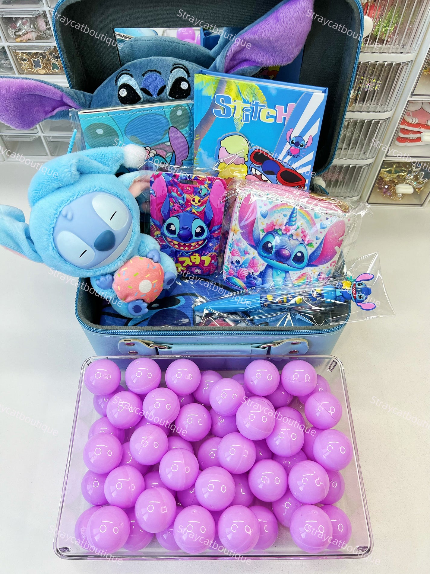 1 Cute Gift Box + 10/15 Random Items – StrayCatboutique