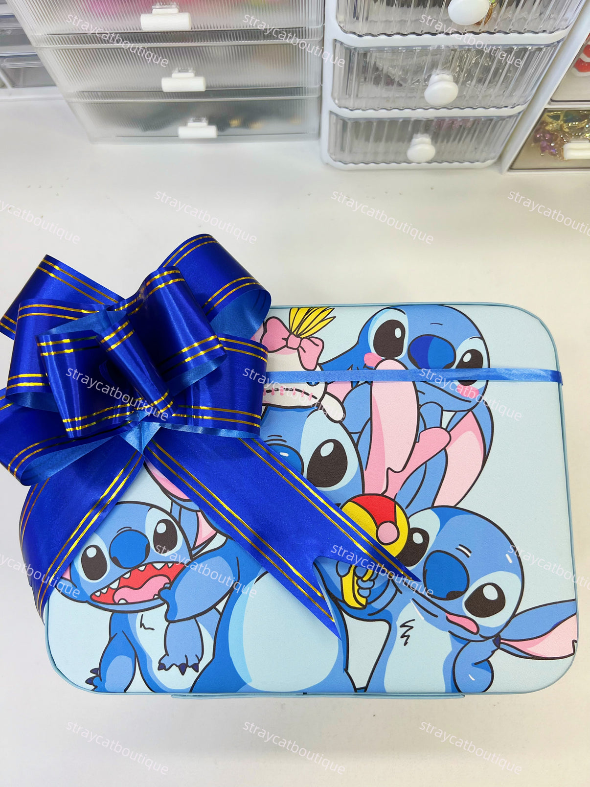 1 Cute Gift Box + 10/15 Random Items – StrayCatboutique